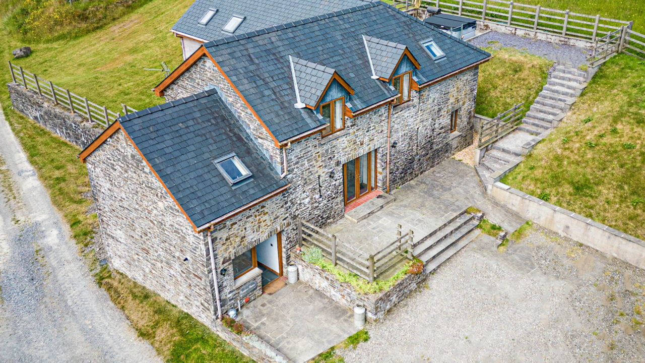 Pengelli Holiday Lets | Luxury Welsh Holidays
